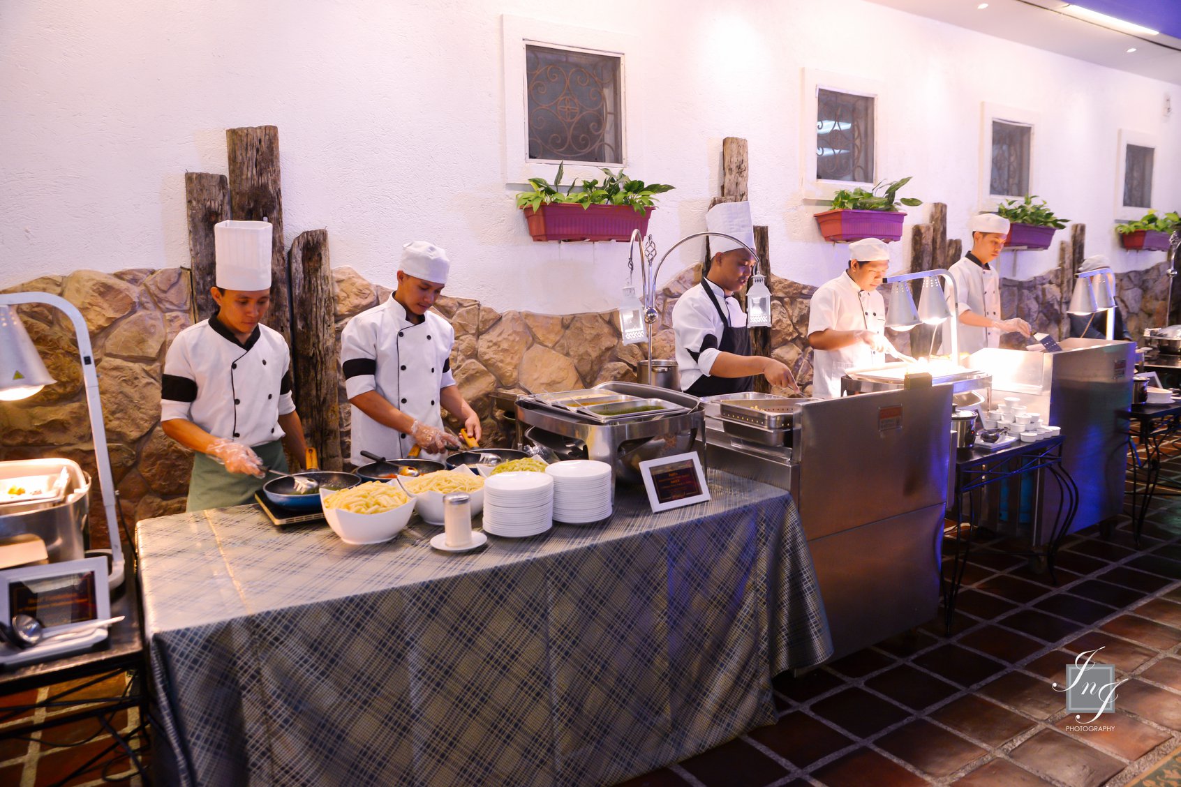 Plaza Ibarra @ QUINCE – Ibarra's Venue & Catering